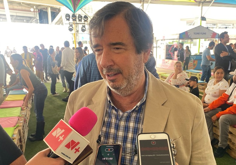 Sistema federal de salud dejó mucho que desear, señalan empresarios.