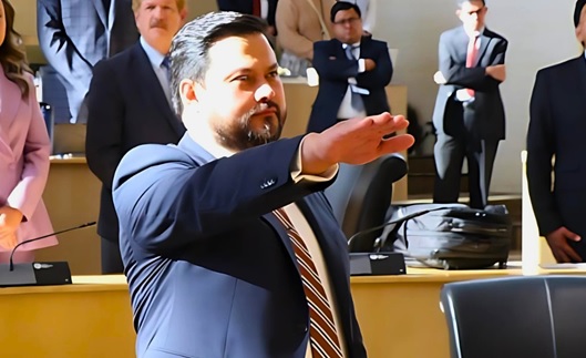 Pese a resistencia de MORENA, llega Christian Cruz como magistrado del ...